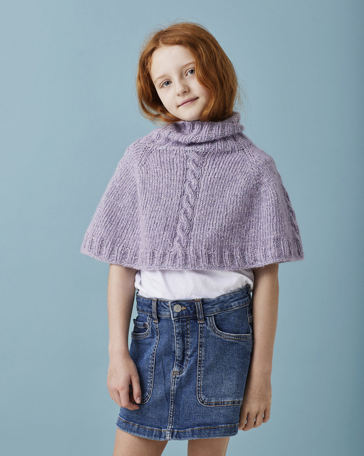 Vera poncho med fletter til barn 6-12 år | Digital oppskrift | Ulltråd.no